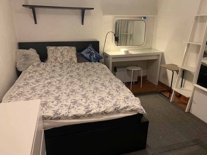 Quiet Room For One Person In Shared House - Lund