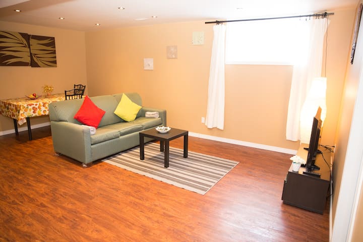 Entire 1 Bedroom Apt - Kanata Tech Park - Monthly - Kanata