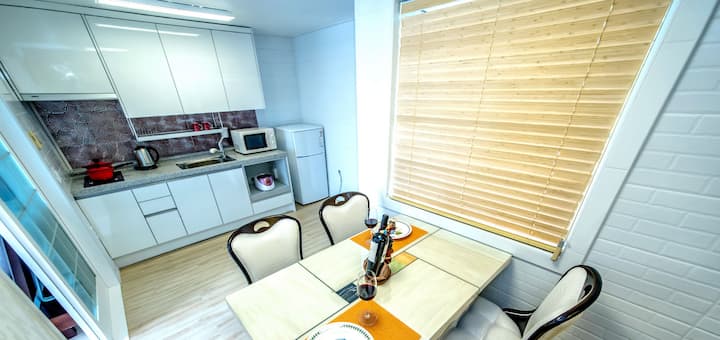 4인8만원.씨에나펜션바다뷰.중문해수욕장인근.애견동반가능.중문컨벤션센터학회5분.일주일살기문의 - Seogwipo-si