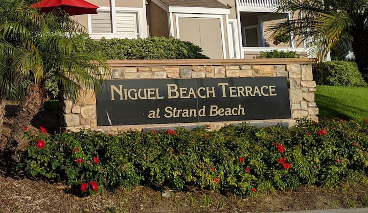 Upgraded Niguel Terrace Townhome At Strands Beach - Dana Point, CA