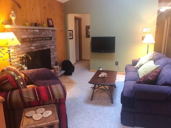 Ultimate Cabin In Poconos | Fire Pit | Wine Room - Towamensing Trails