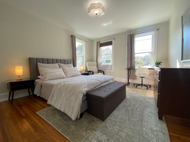 2bd Kg Bd Harvard Mit-subway Parking Near Dwntn -1 - Cambridge