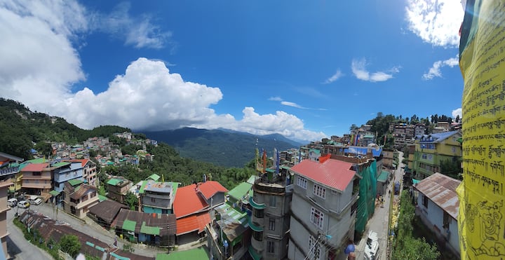 Cozy Two Bedroom Apartment With Kitchen-2nd Floor - Sikkim