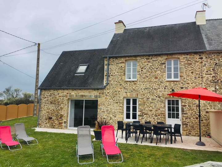 Maison En Pierre Proche De La Mer - Doville