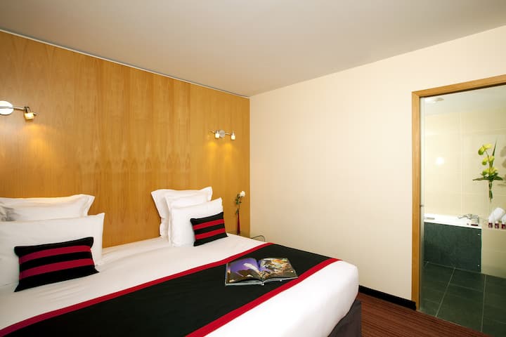 Suite Prestige (3 Personnes) - Lieusaint