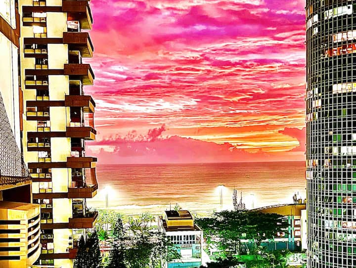 Apartamento Top Frente Mar No Posto 4 Praia Barra - Rio de Janeiro