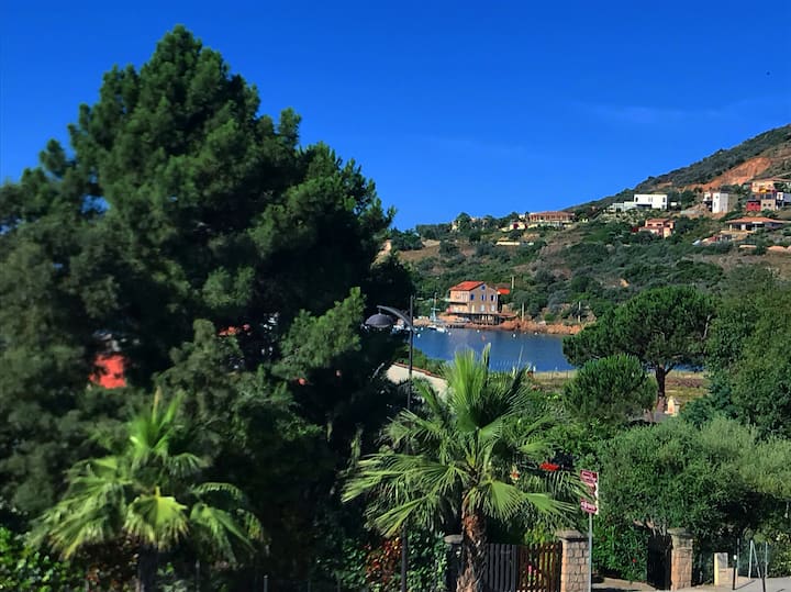 Beau Duplex, Vue Mer, 100m De La Plage. - Sagone
