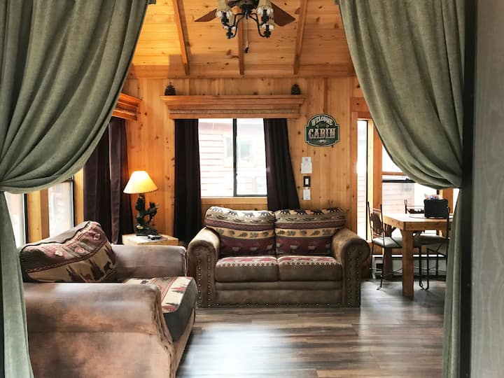 Cedar Pines Double Loft Cabin (Pets Stay For Free) - South Lake Tahoe, CA