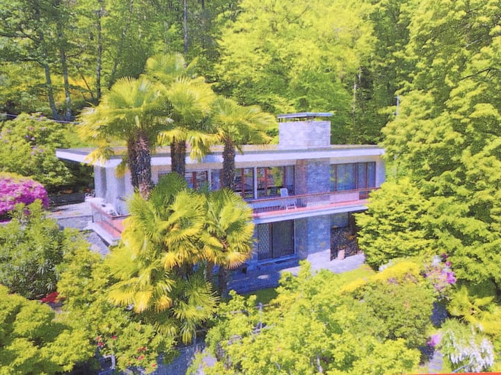 Grosszügiges Haus Mit Seeblick, Garten, Terrasse - Losone