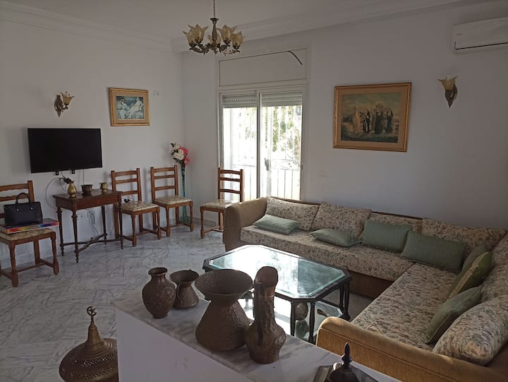 à Louer Une Villa Avec Piscine Et Jardin - Nabeul
