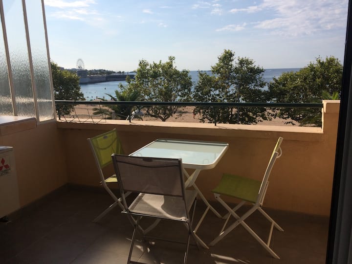 T1 Meublé Front De Mer Exceptionnel - Fréjus