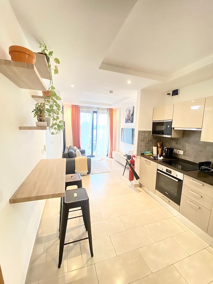 1 Bd Apartment | The Edge Labone - Accra