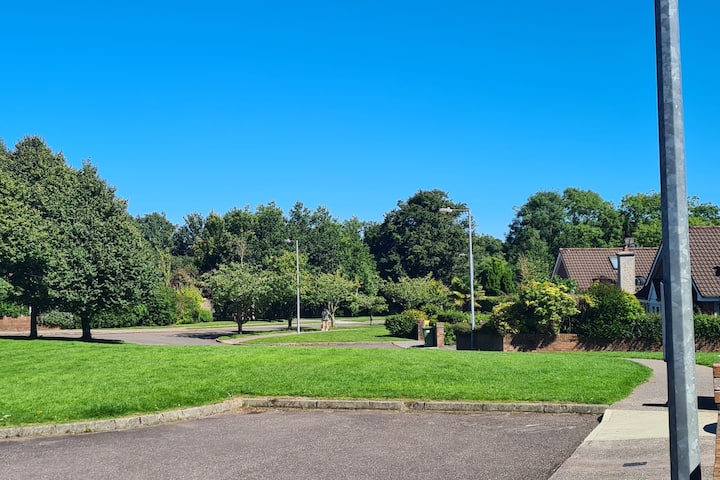 Family Home In Majestic Housing Estate. - Cork