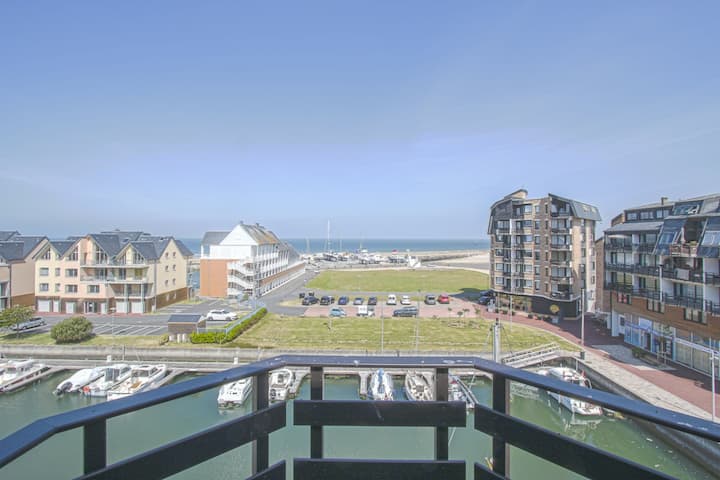 Lumineux Triplex, Vue Sur Mer, Idéalement Situé. - Deauville