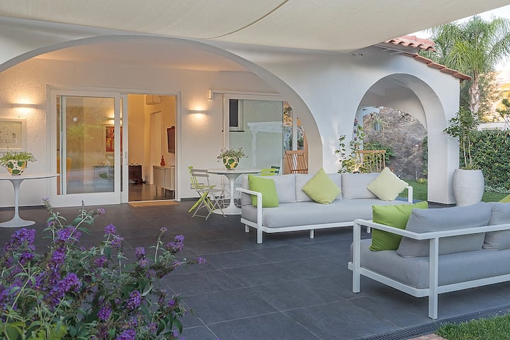 Charming Villa Surrounded By Greenery- Ischia Porto - Procida
