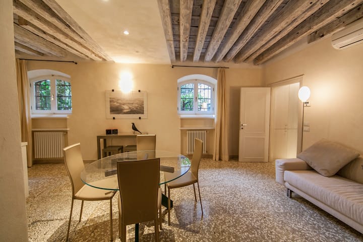 A Gem Between Rialto And San Marco - Venice