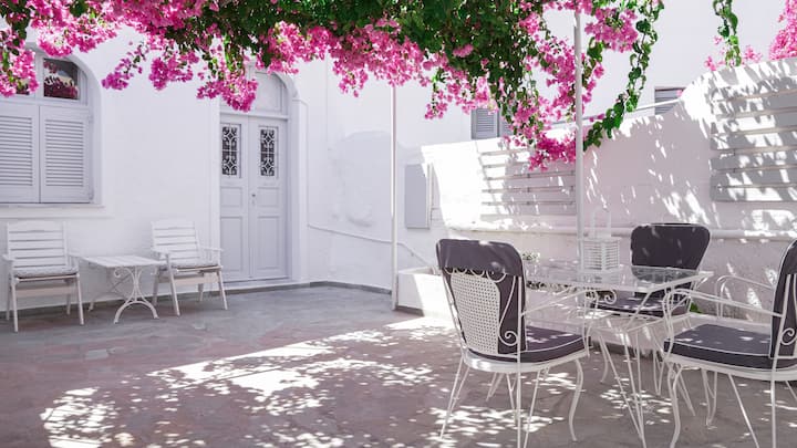 White Haven Cave Home - Szantorini