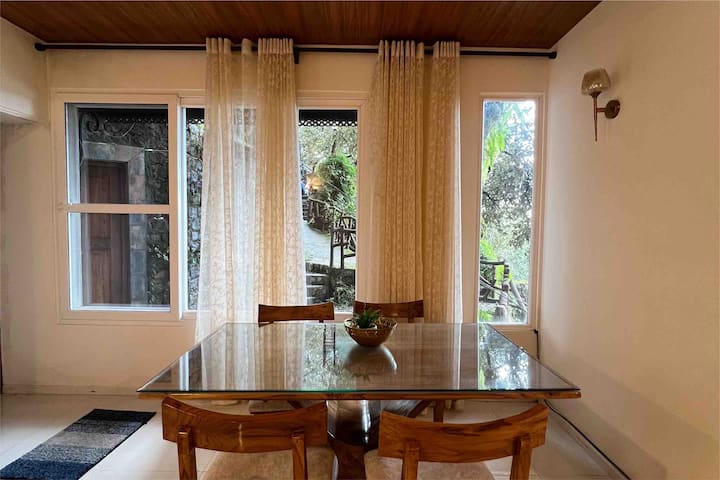 Villa Bliss Lakefront | 2bhk | Near Mall Road - Nainital