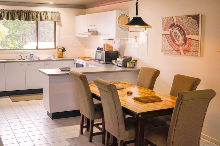 Man Space 3 The Edge, Featuring Tanoshii Spa - Lismore