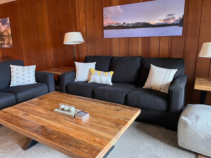 1br/1ba Condo | Walk To Eagle Express - Mammoth Lakes, CA