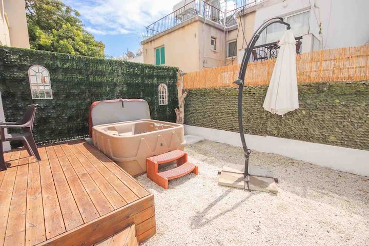 Garden Flat Jacuzzi (Not Heated) - Ayia Napa