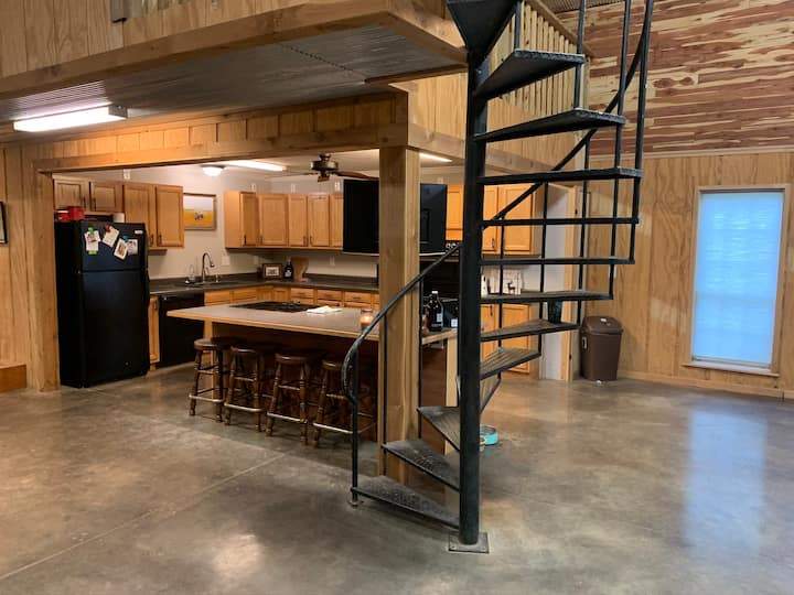 D’s Shophouse Lodge - Stuttgart, AR