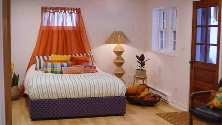 Cute Boho Studio W/ Private Entrance - Minneapolis, MN