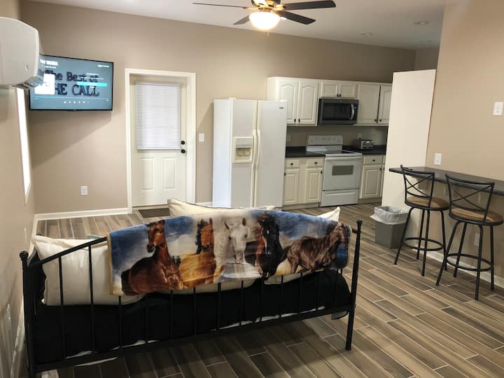 New Guesthouse 2 Miles From Tiec, Mill Spring, Nc - Mountain Brook Vineyards, Tryon