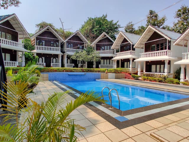 Contact the host directly - 8 Bedroom Entire Resort with Private ...