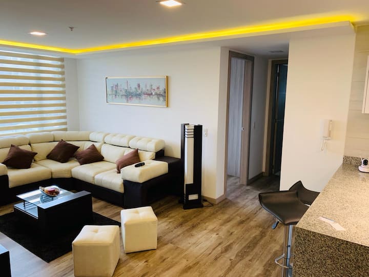 Departamento De Lujo, Sector Privilegiado De Quito - Quito