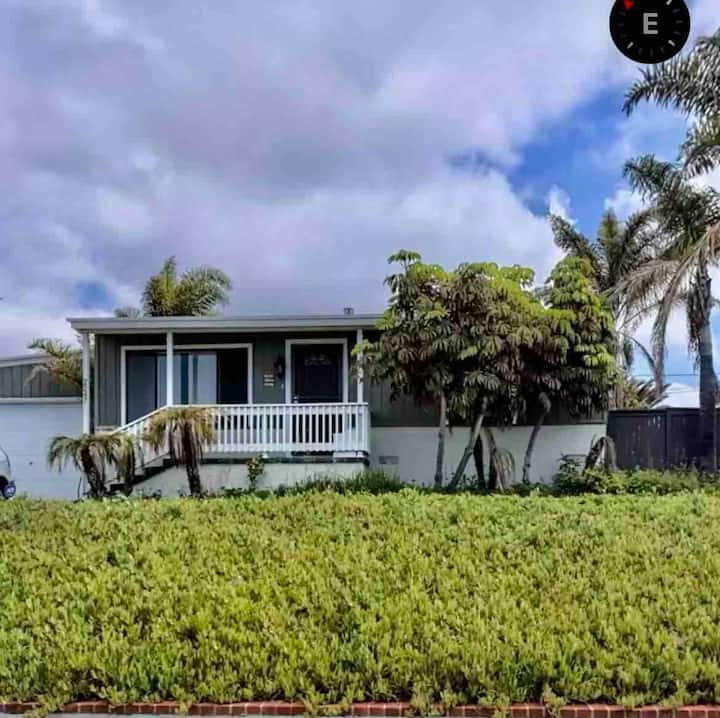 Private 2 Bedrooms, And One Bath W/ Kitchenette. - Chula Vista