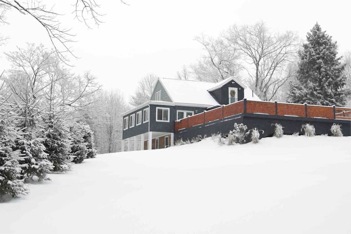 On The Hill In Rhinebeck - Rhinebeck, NY