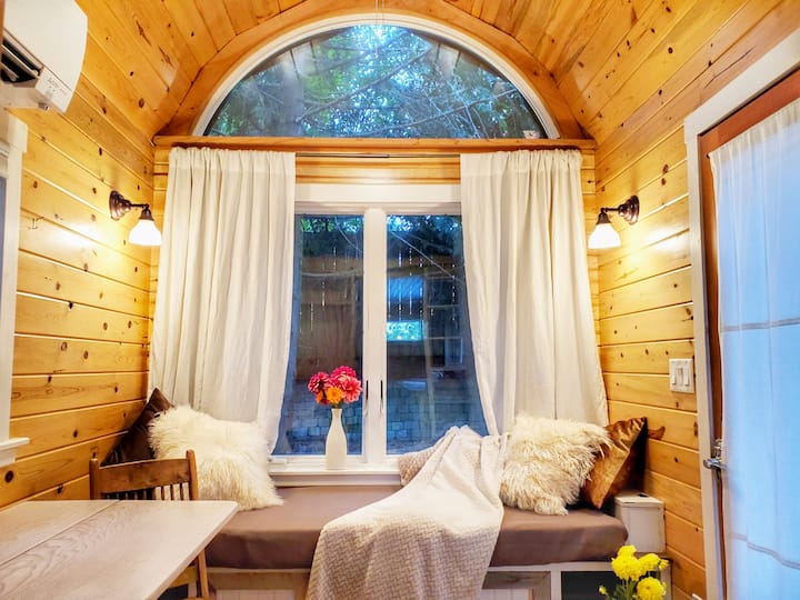 Tiny House By Farm, Forest & Sea | Kitsap Park - Poulsbo, WA
