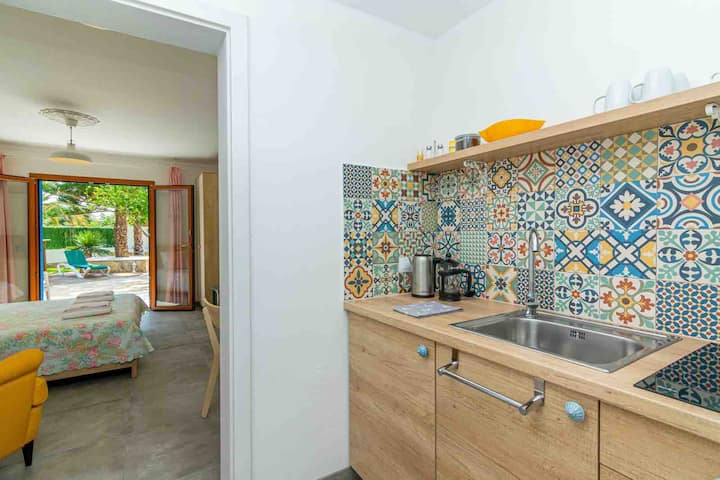 Winter Stay In Mallorca - Cozy Studio Close To Sea - Sa Coma