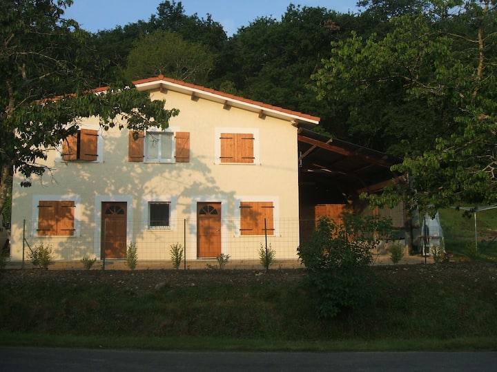Location De Vacances à La Campagne - Aire-sur-l'Adour