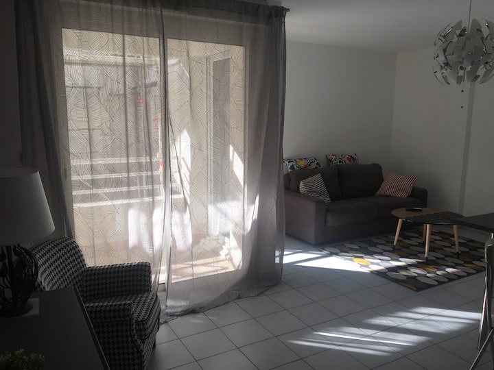 T2 De 45m² Avec Terrasse En Centre Ville-antigone - Montpellier