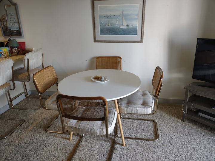 Jolly Rogers Is Steps Away (Condo) - Ocean City, MD