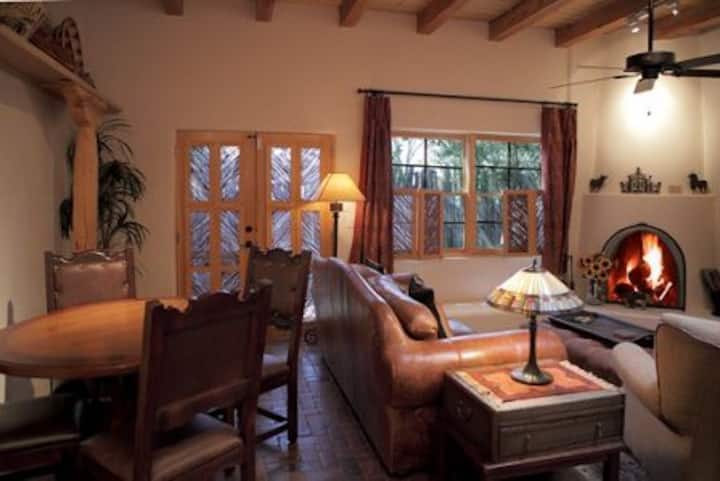 Santa Fe Casita, Walk To Plaza, Short Or Long Term - Santa Fe, NM