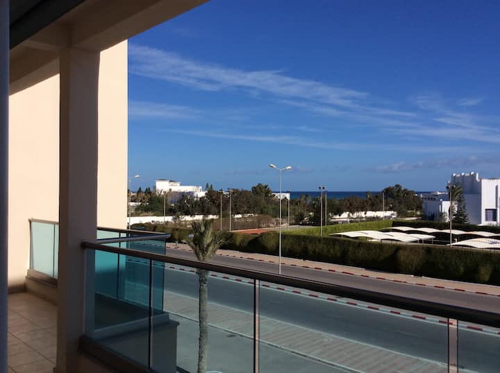 Appartement 150 M2 Face à La Plage, Grand Confort - Mahdia