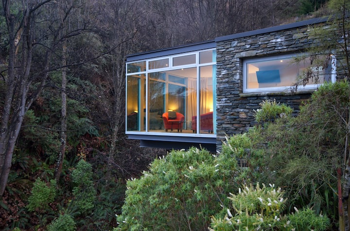 Four Peaks Guest House - Queenstown, New Zealand