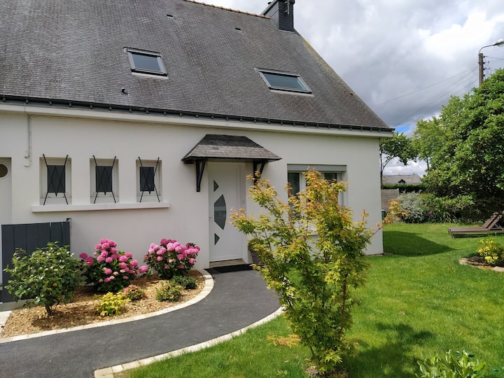 Grande Maison Familiale 3 Chambres, 6 Voyageurs. - Vannes