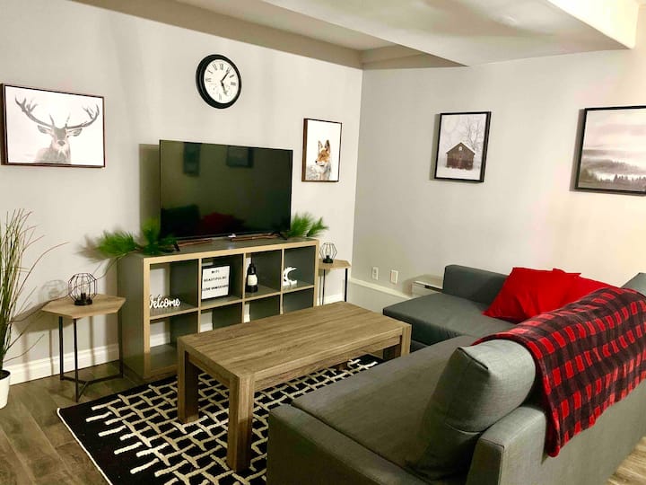 ❤️Clean 2b Canadian Cottage Suite In The City❤️ - Surrey