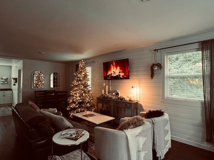 Cozy Home, Park View. Hot Tub! Ac, Minutes To Pdx - Vancouver, WA