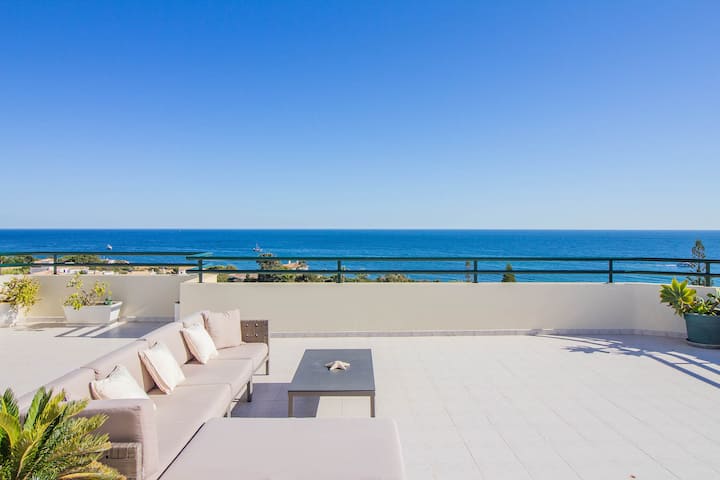 Penthouse W/breathtaking Sea View,steps From Beach - Guia