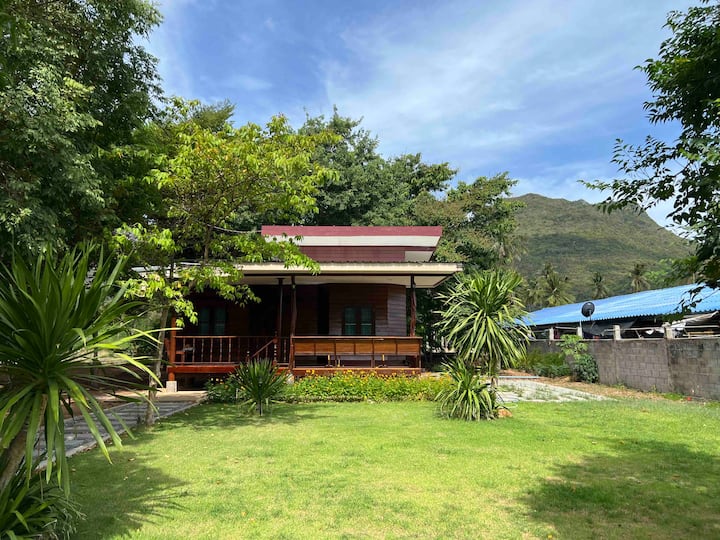 Private Thai Style Home Resort Near Beach 4km - Sam Roi Yot