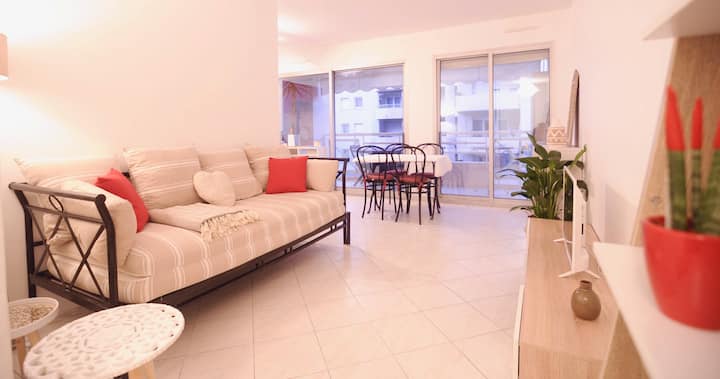 Appart Antibes Piscine Parking à 150 M De La Plage - Antibes