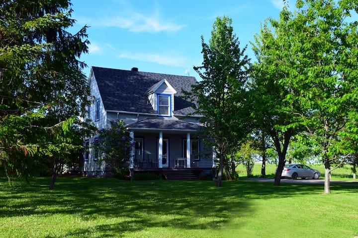 Maison De Campagne  Gaspésie - Bonaventure