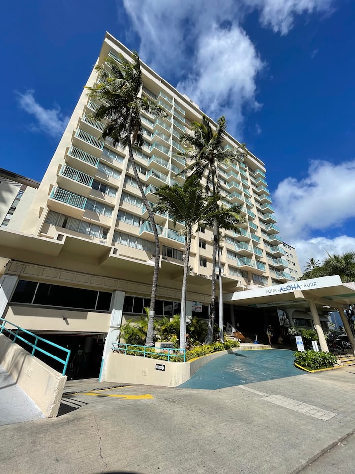Affordable Modern Waikiki Studio! - Kāhala Beach, HI