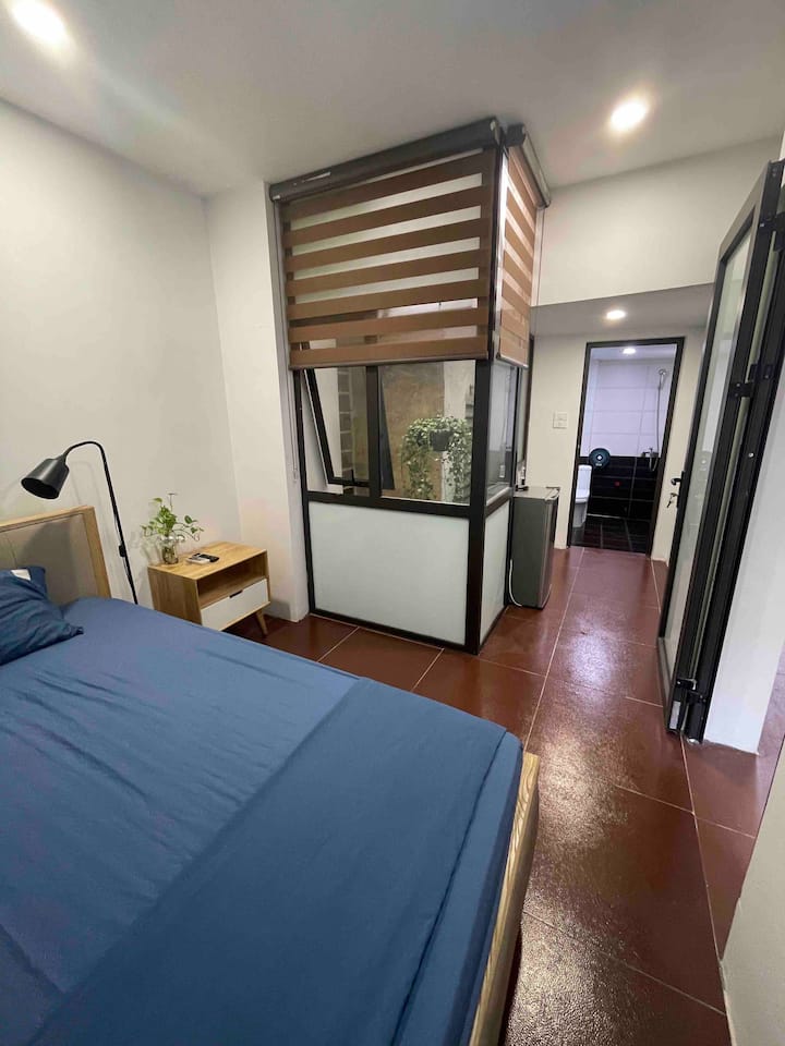 R106•singleroom With Private Toilet•50m To Hklake - China