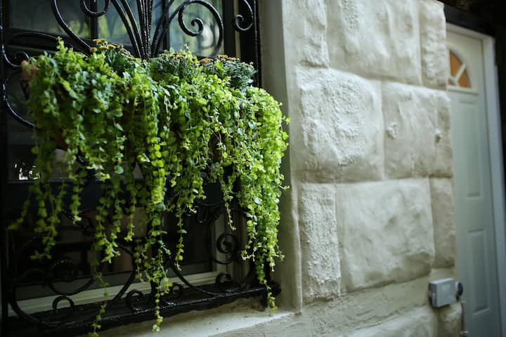 A Taste Of Townhouse Living On The Upper West Side - New York City